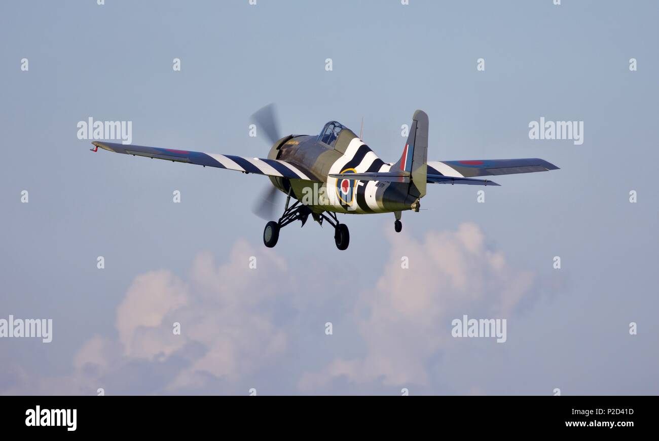 Grumman FM2 Wildcat - American carrier-based fighter aircraft used by ...