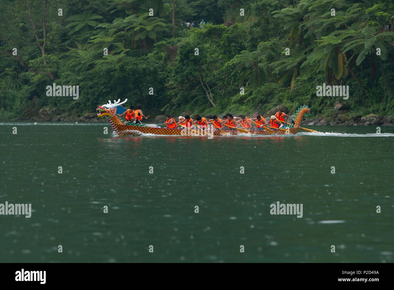 Action international dragon boat festival hi-res stock photography and ...