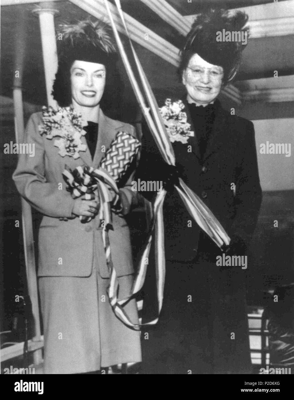 . English: Mary Barnette and Mary Dean, circa 1942. Historical images ...
