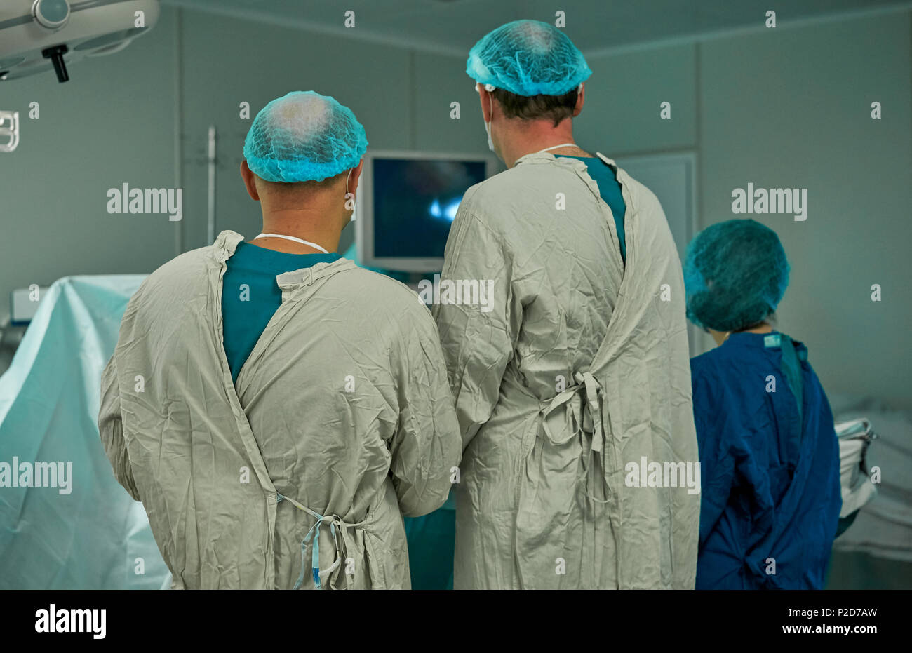 doctors working in the operating room Stock Photo - Alamy