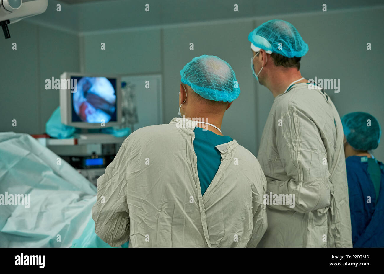 doctors working in the operating room Stock Photo - Alamy