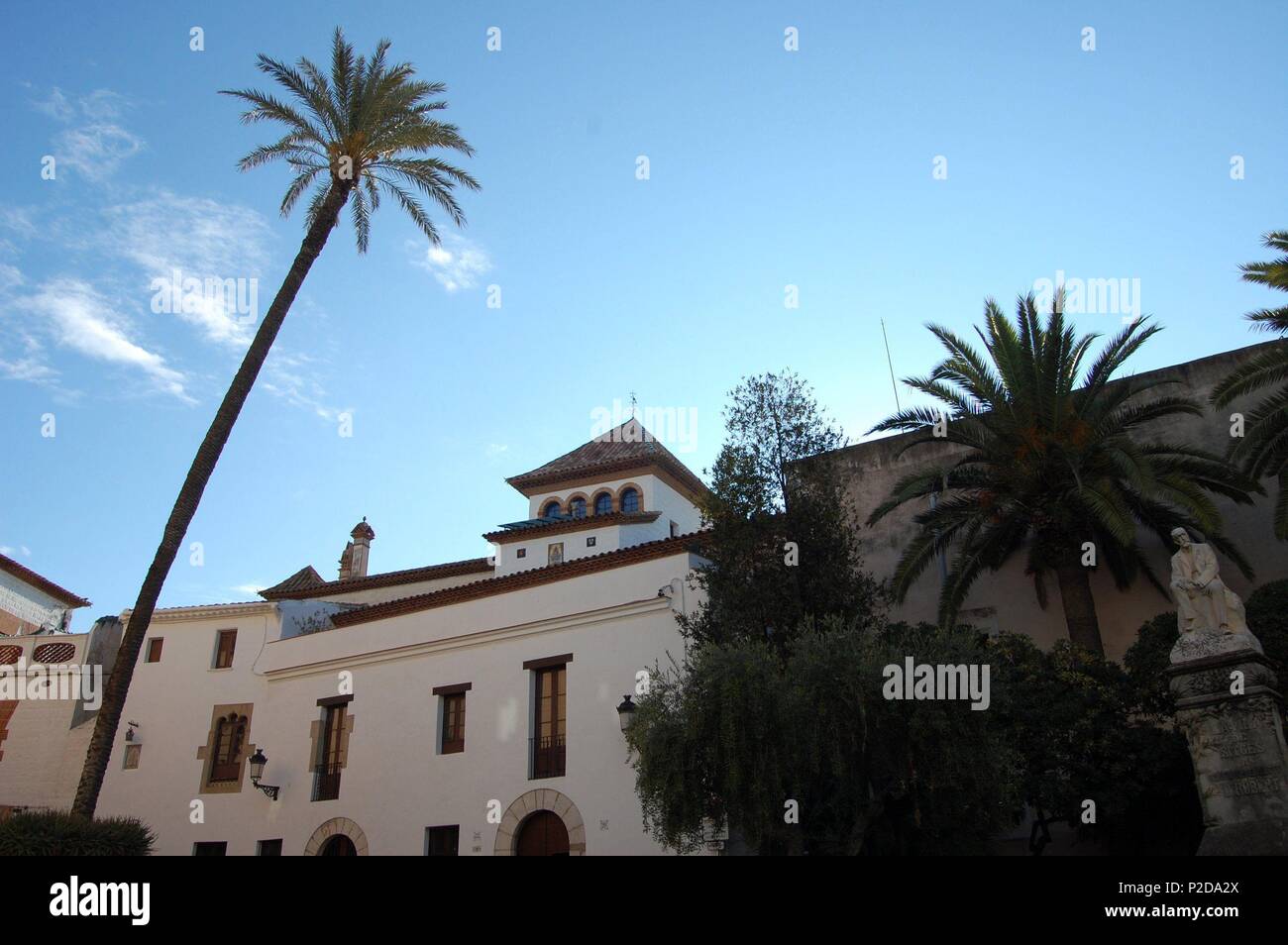 Paseo maritimo barcelona hi-res stock photography and images - Alamy