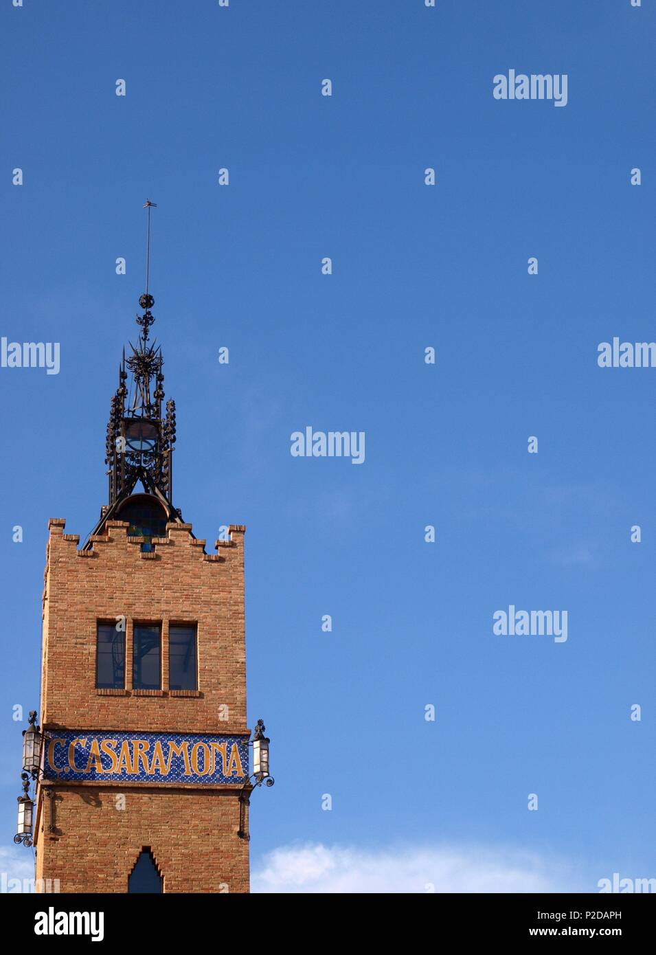 Barcelona antigua casa hi-res stock photography and images - Alamy