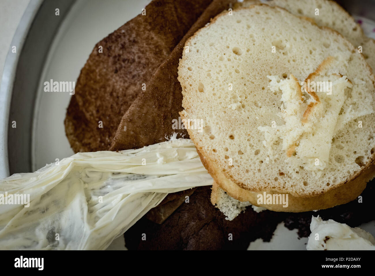 Leftover cake hi-res stock photography and images - Alamy