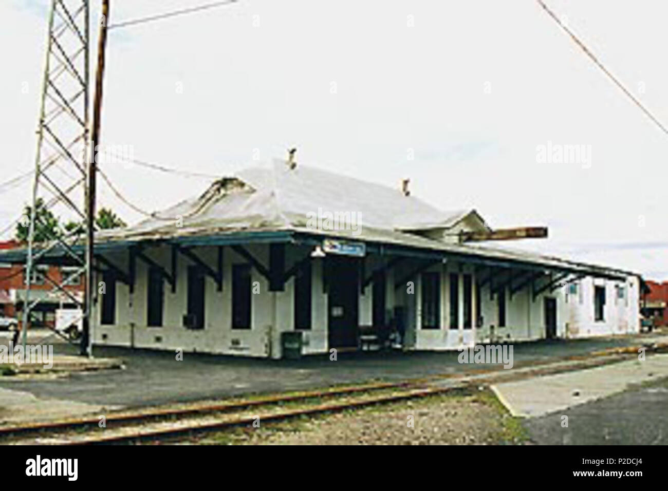 . English: The Amtrak station in Jesup, Georgia in 2002. 12 April 2002 ...