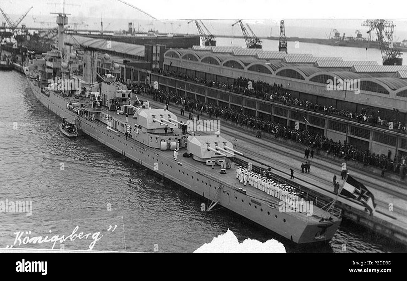 . English: German Light Cruiser, Königsberg (1929-1940) visiting Gdynia ...