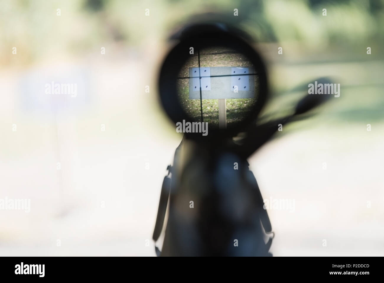 Sniper rifle at range hi-res stock photography and images - Alamy