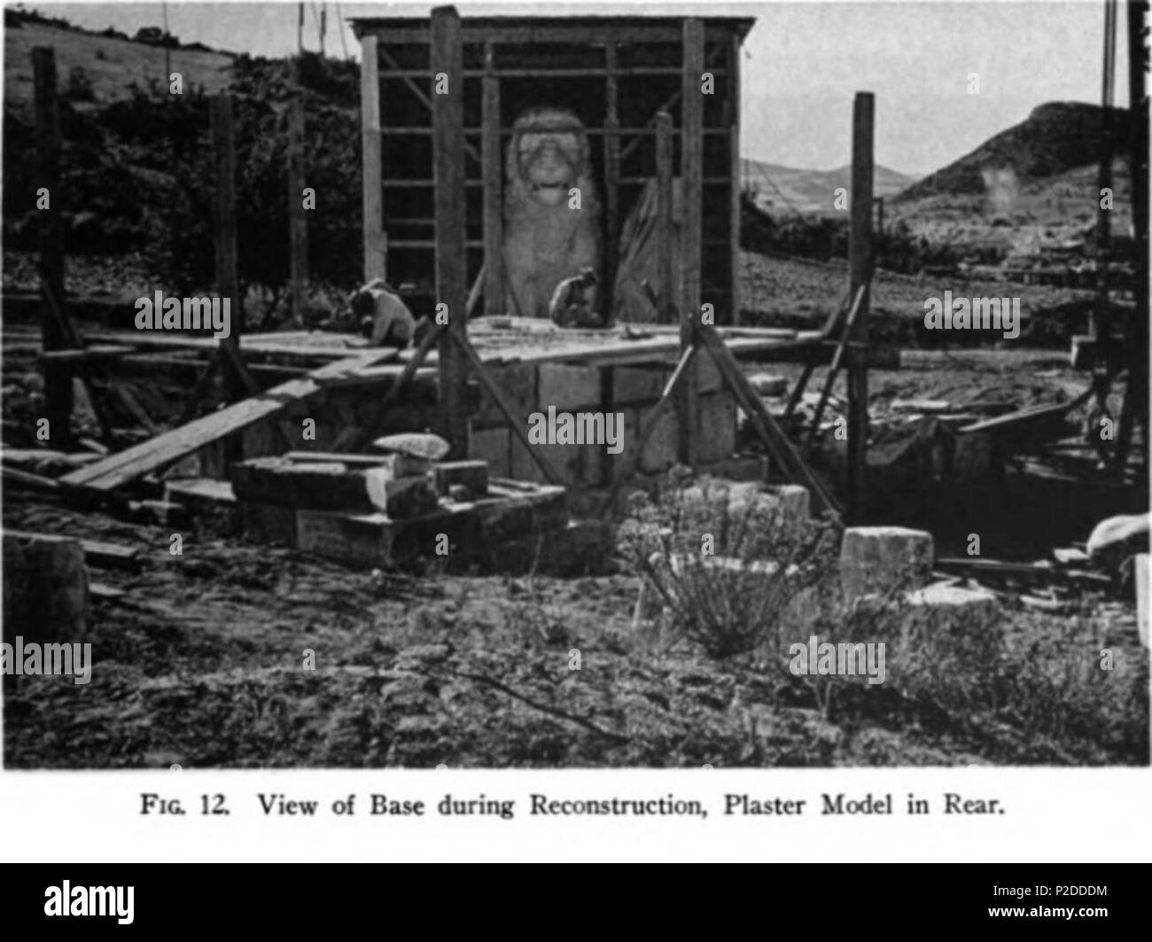 . English: View of the base during reconstruction