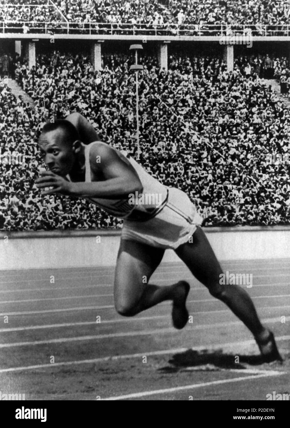 Jesse owens track hi-res stock photography and images - Alamy