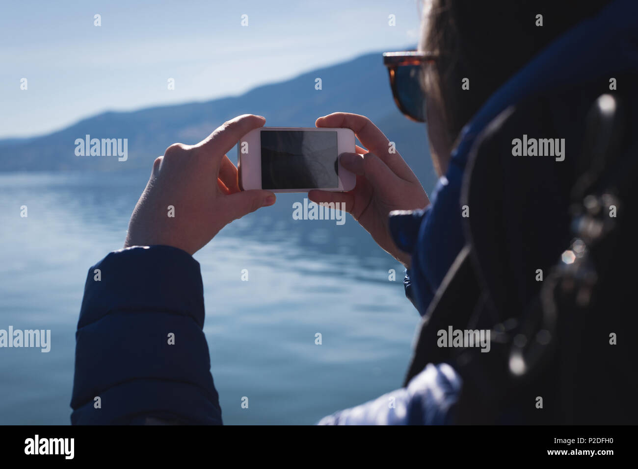 Taking picture with mobile phone hi-res stock photography and images ...