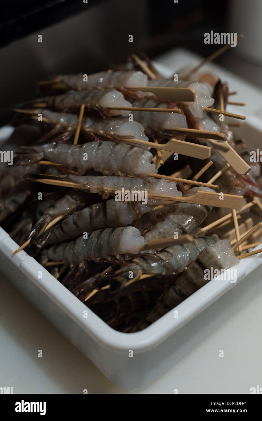 Raw fish skewers hi-res stock photography and images - Alamy