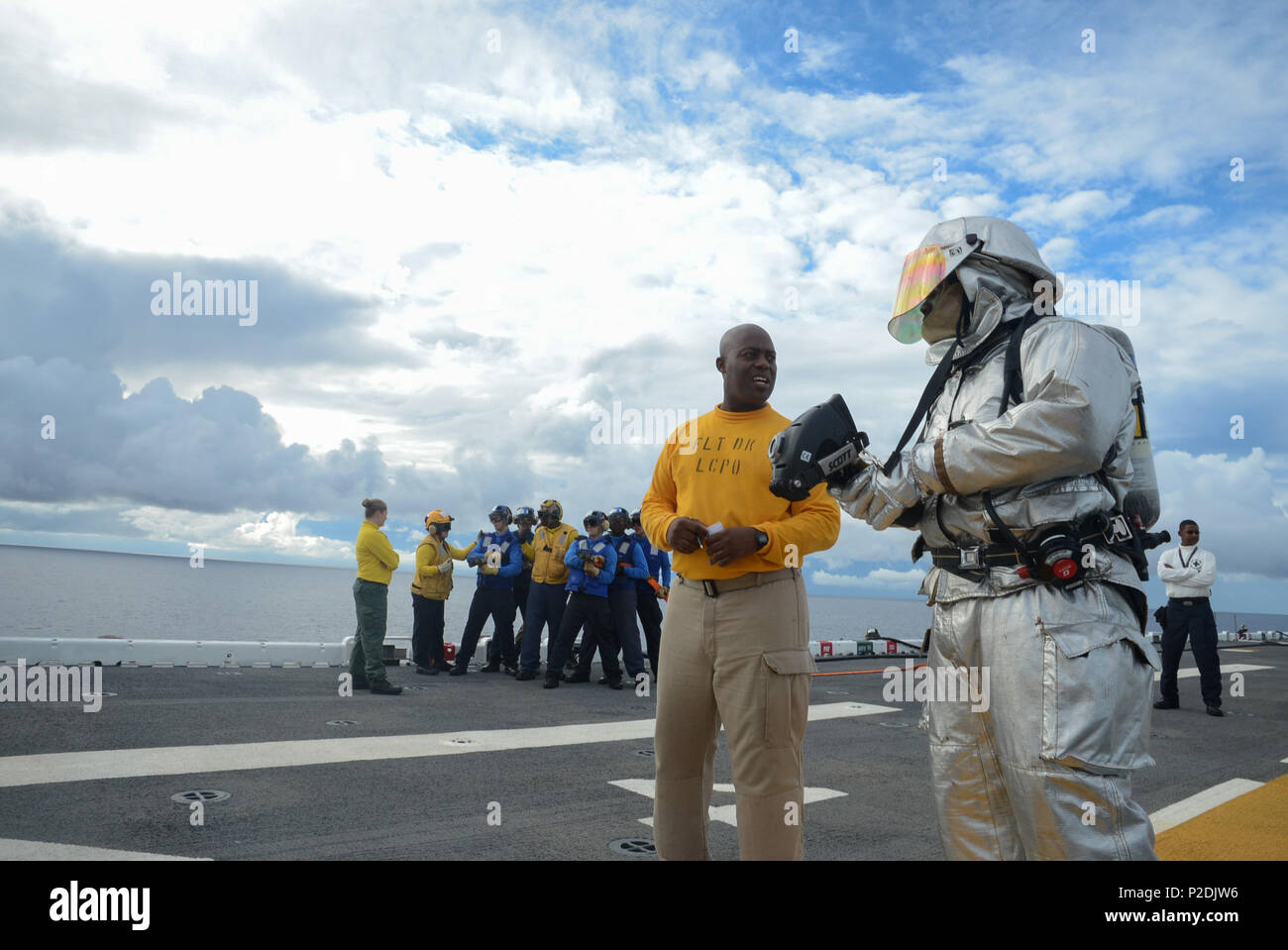 160901-N-MQ972-142ATLANTIC OCEAN (September 1, 2016) – Chief Aviation ...