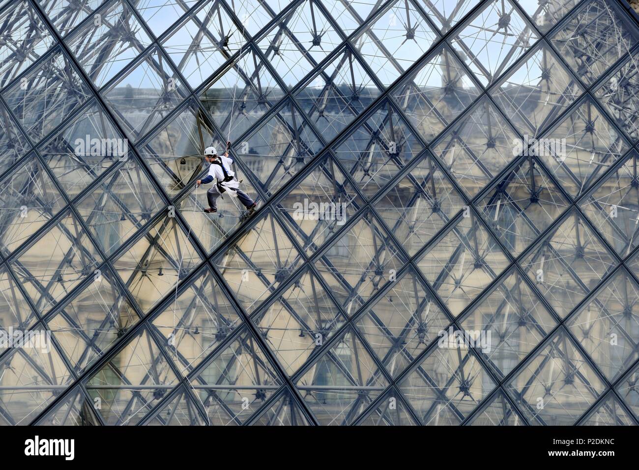 France, Paris, area listed as World Heritage by UNESCO, Louvre Museum ...