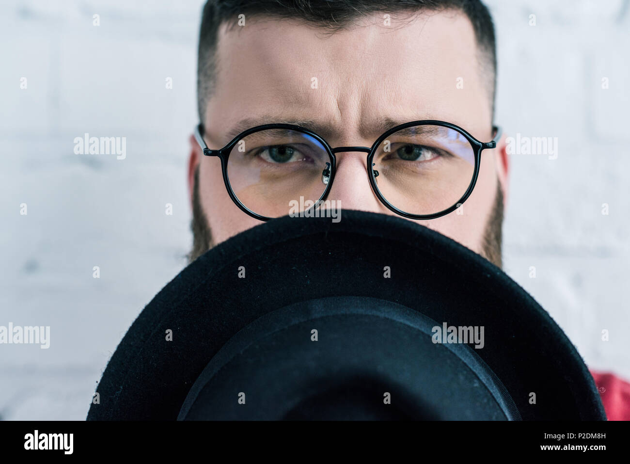 Obscured view fashionable man hi-res stock photography and images - Alamy