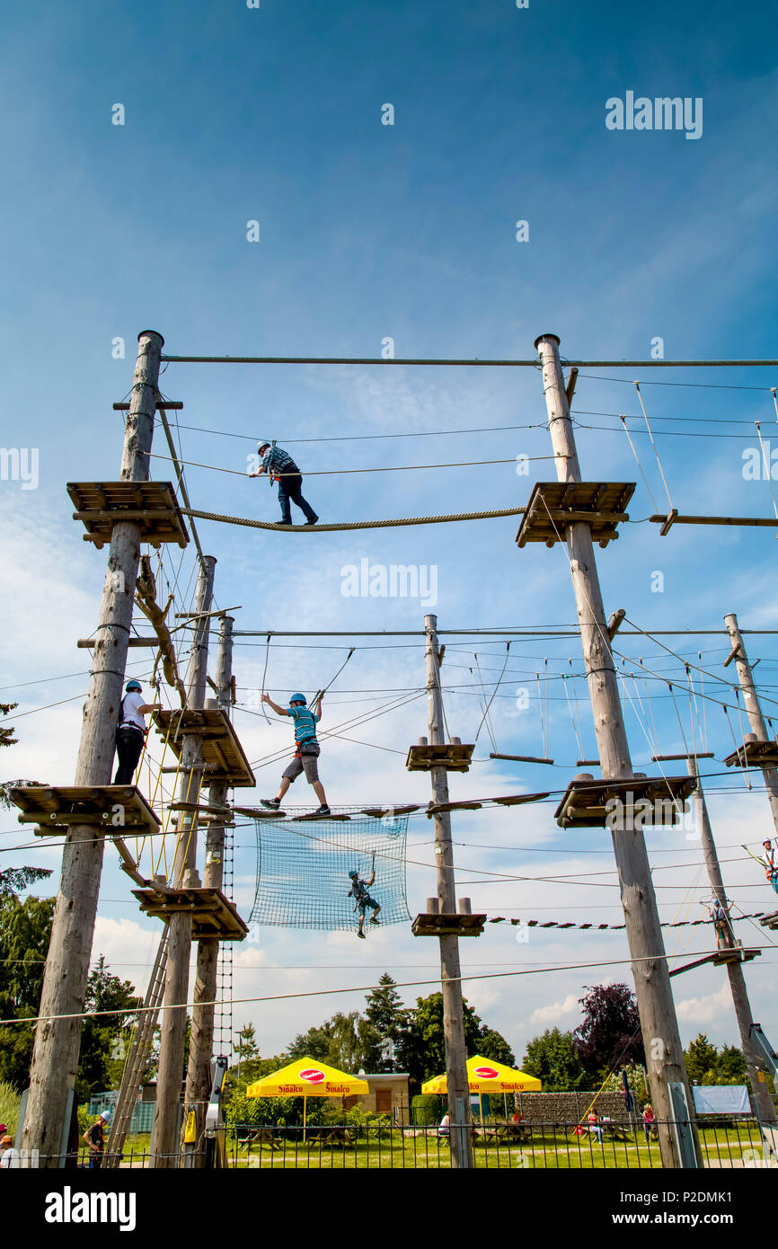 High wire hi-res stock photography and images - Alamy