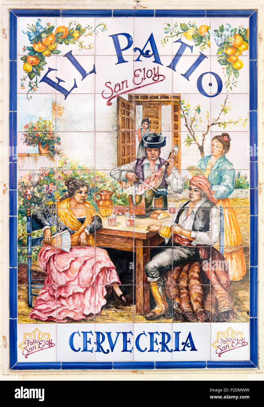 Traditional spanish bar hi-res stock photography and images - Alamy