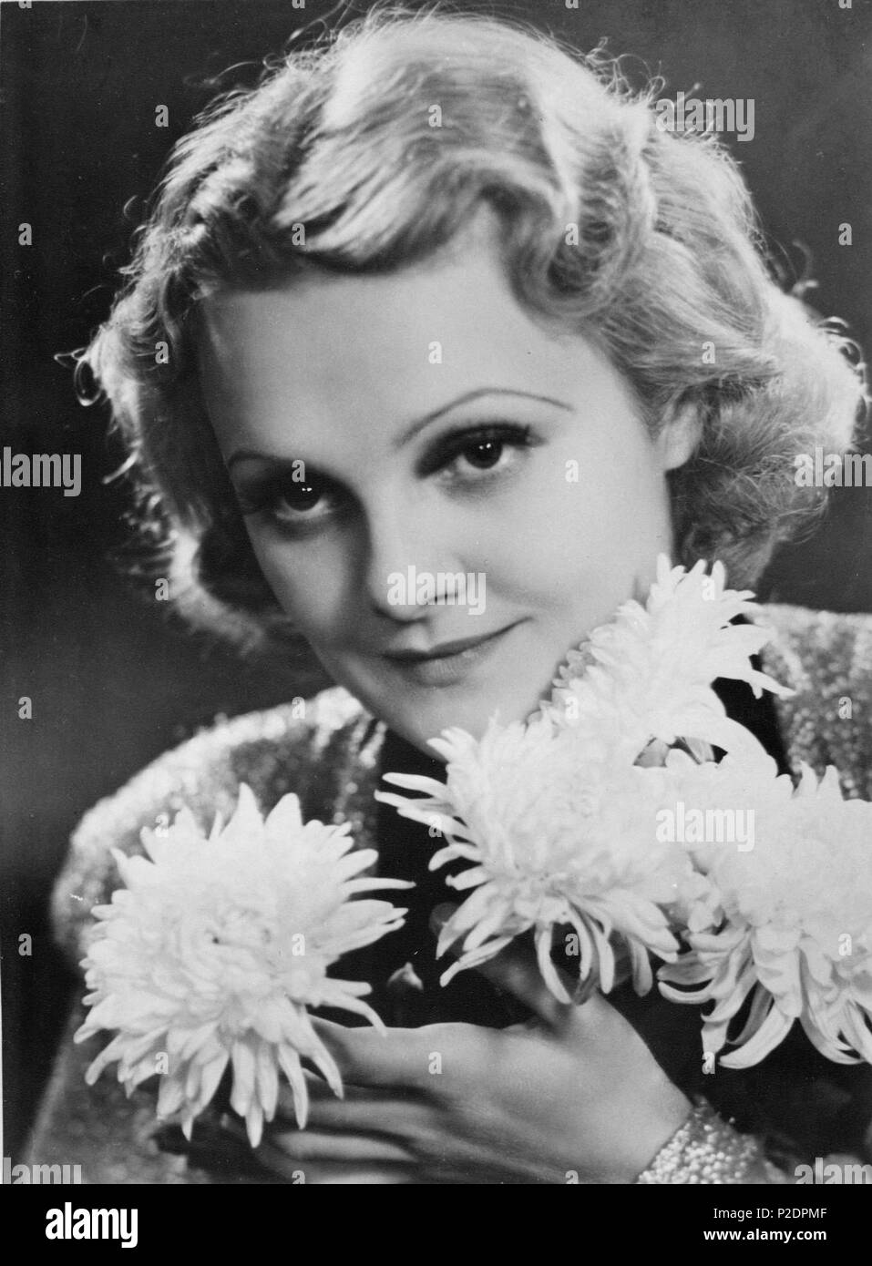 50 Rácz Vali, Hungarian actress and singer during the '30s and '40s ...