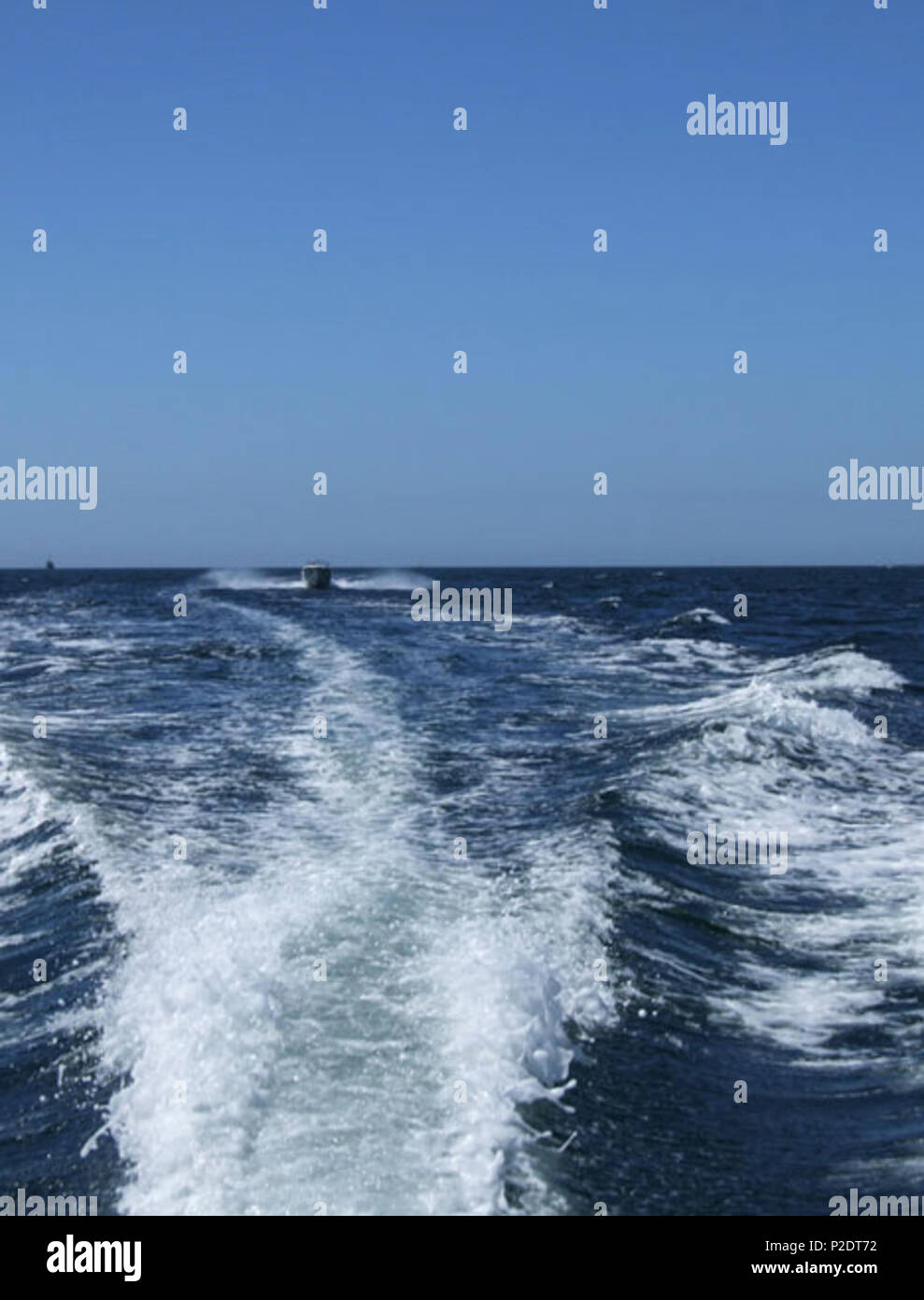 . English: Tail wave of a pleasure boat . 10 August 2012. Axel Kuhlmann ...