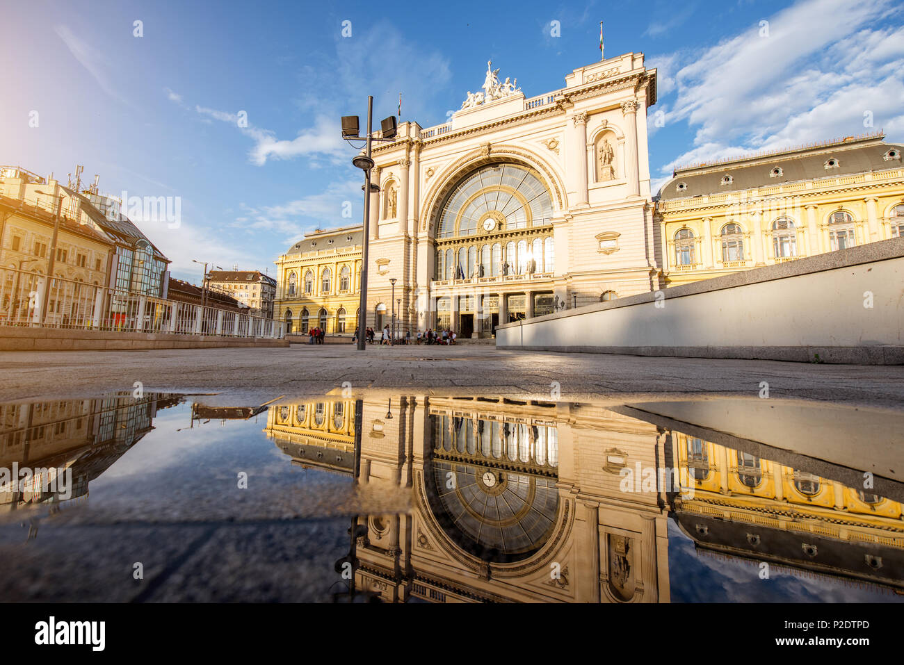 Budapest railway station Stock Photo - Alamy
