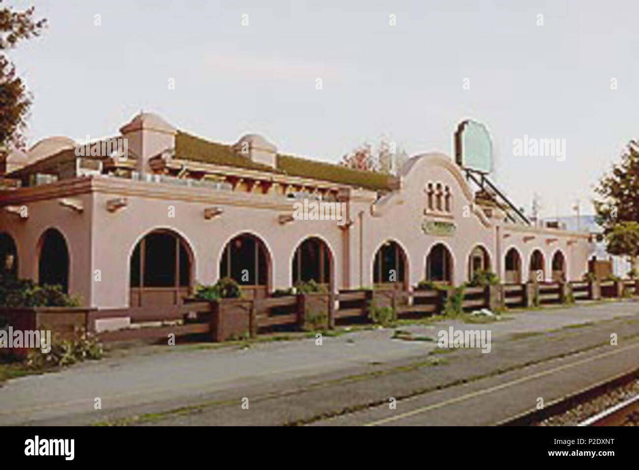 . English: Berkeley station in December 2001 . Taken on 17 December ...