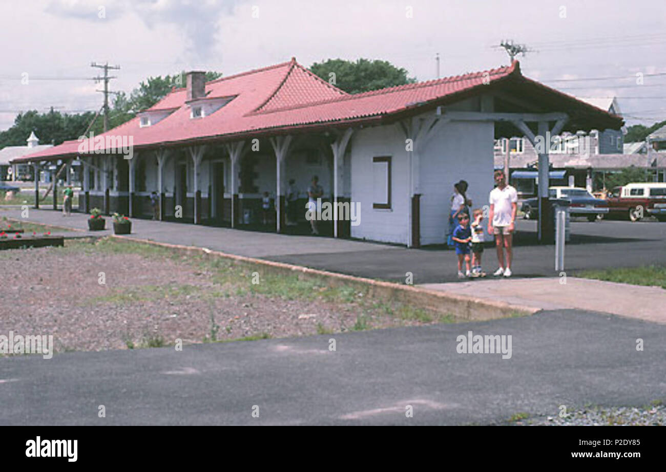 . English: Buzzards Bay station in July 1985 . Taken in July 1985 ...