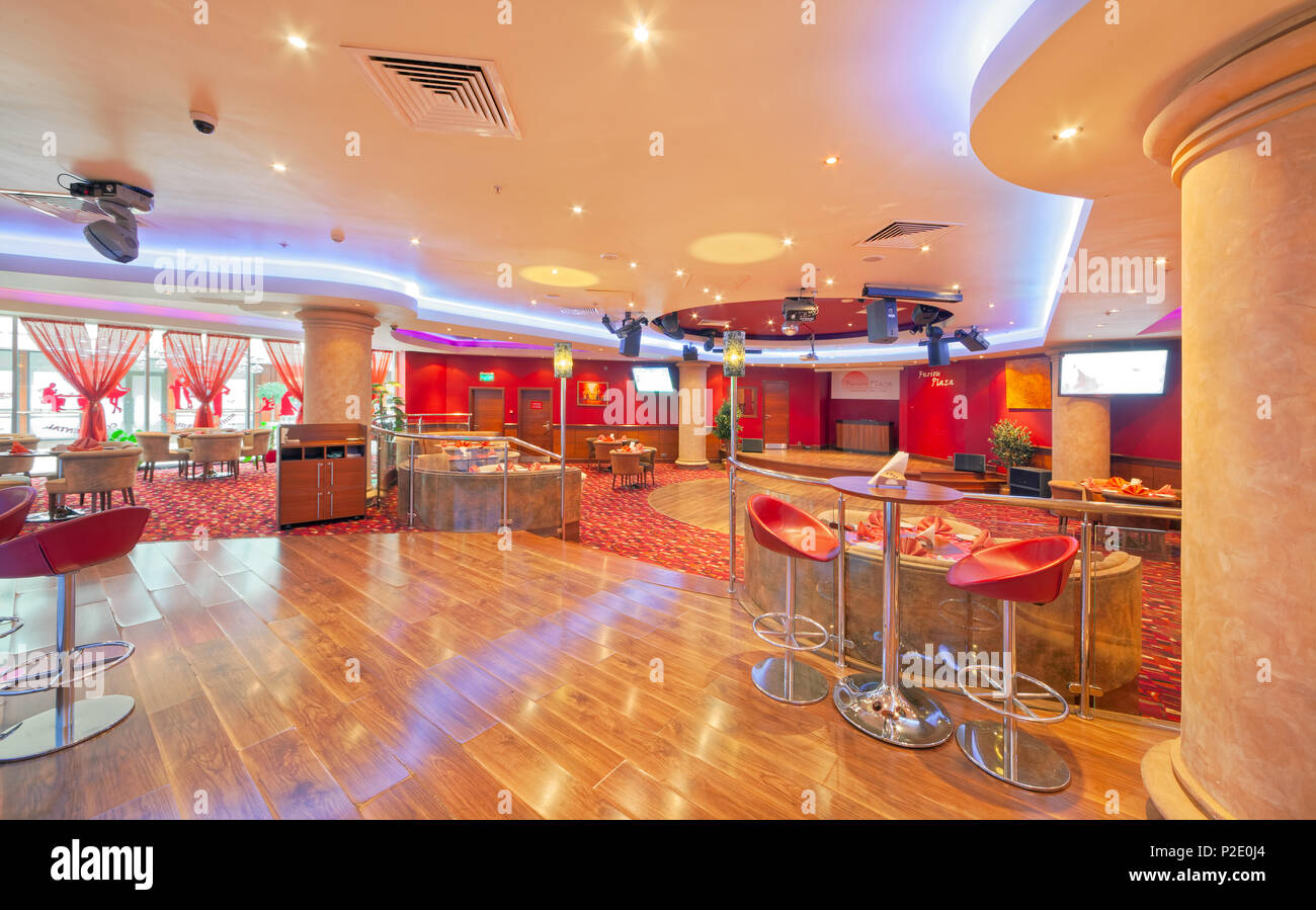 Table dance bar hi-res stock photography and images - Alamy