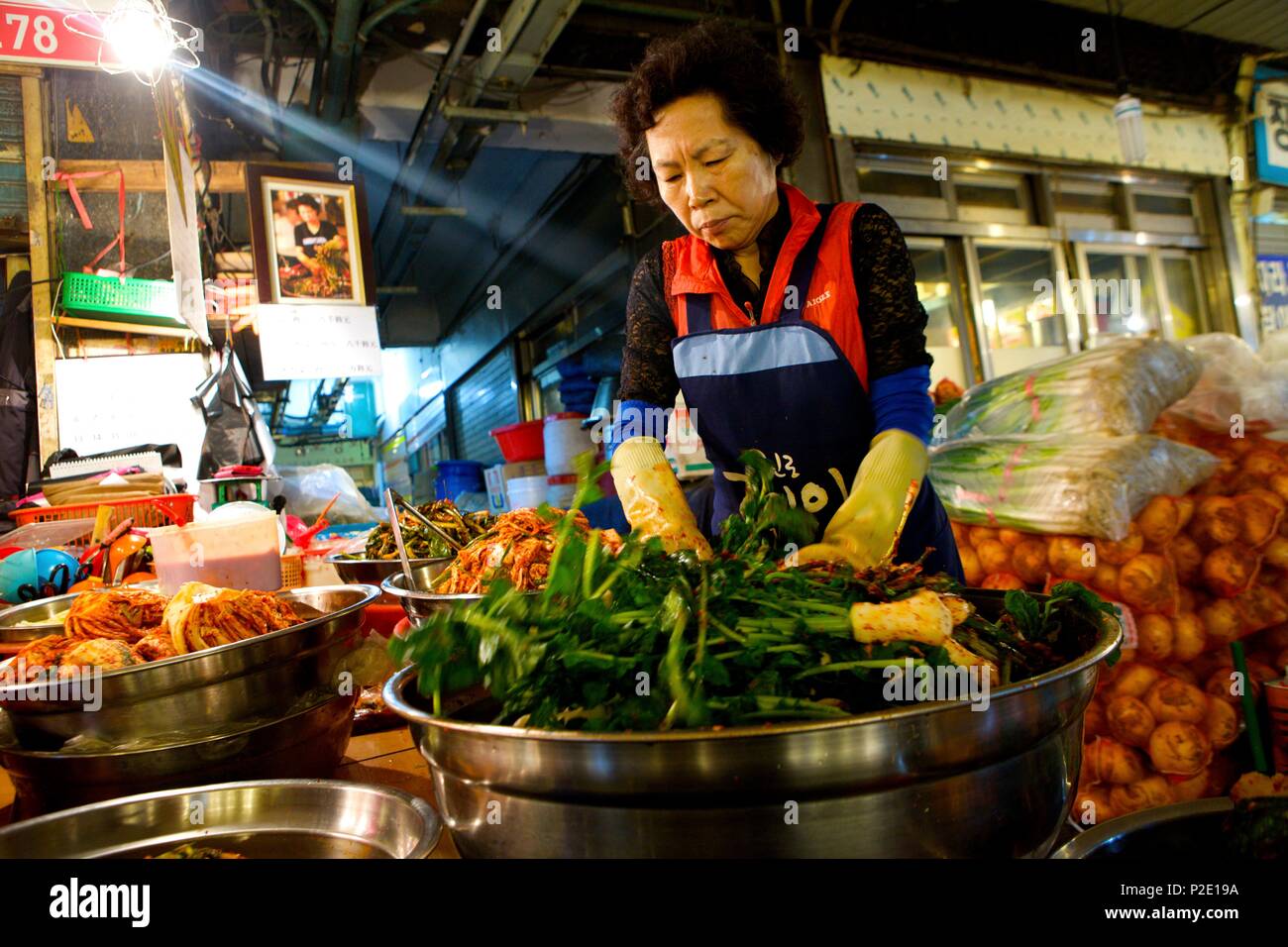 South Korea, Seoul, kimchi manufacturing Stock Photo - Alamy