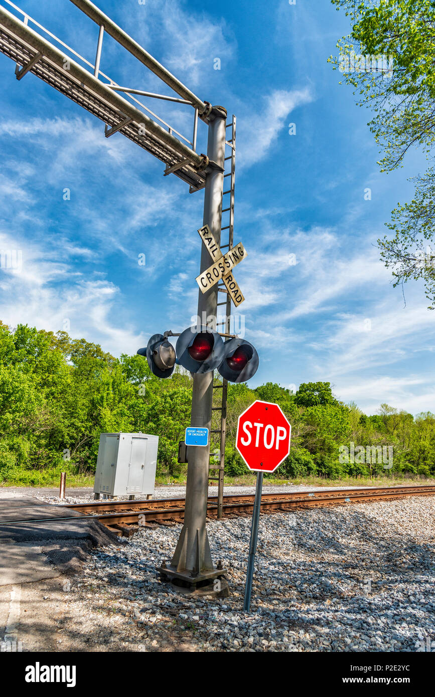 Railroad Crossing Sign Stock Photos & Railroad Crossing Sign Stock ...