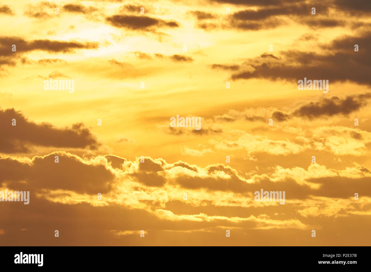 Abstract golden sky hi-res stock photography and images - Alamy