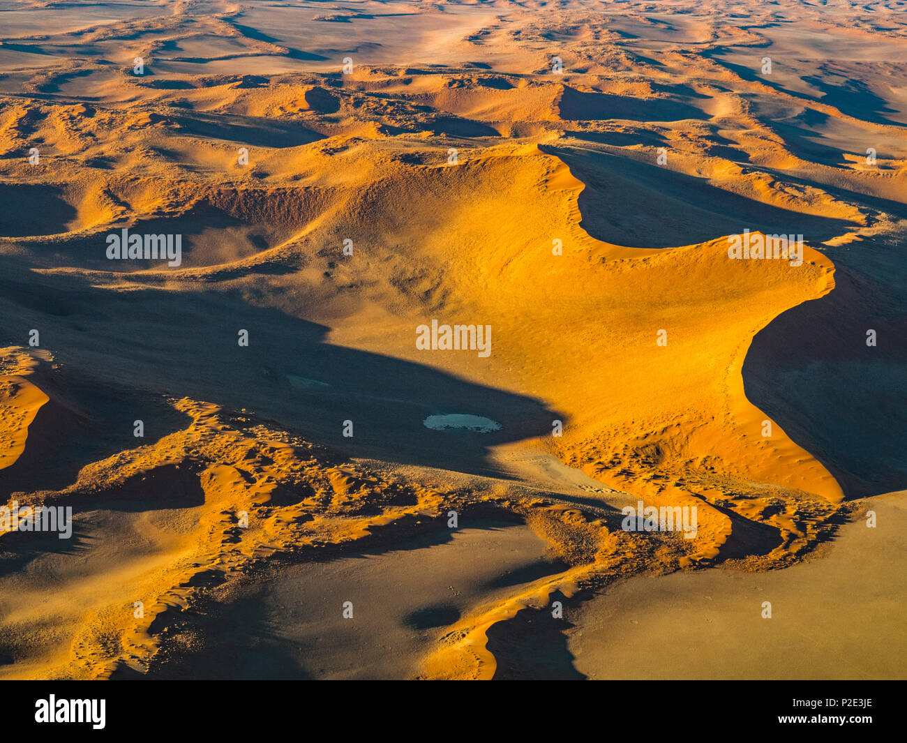 Alkali desert hi-res stock photography and images - Alamy