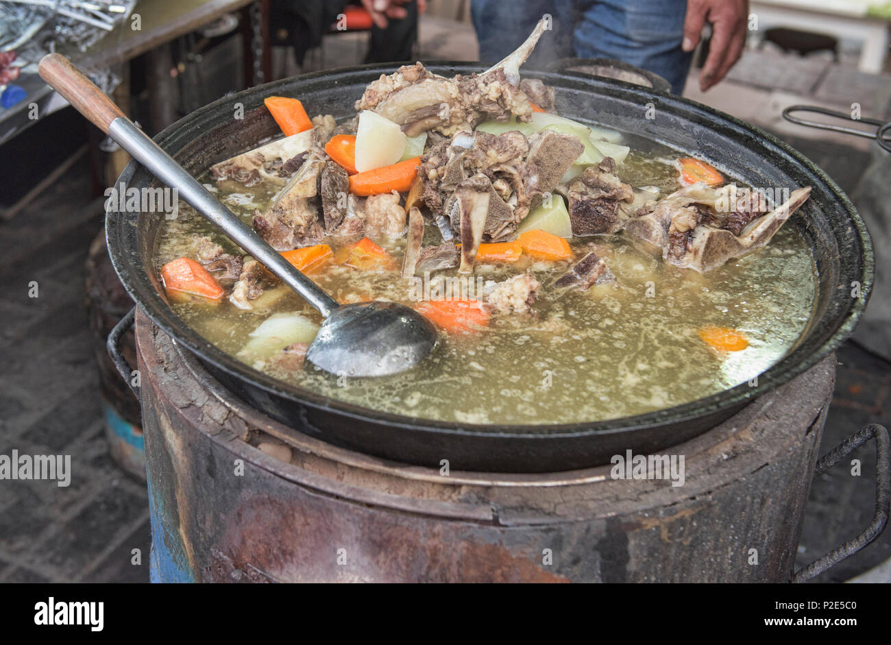 Wok stew hi-res stock photography and images - Alamy
