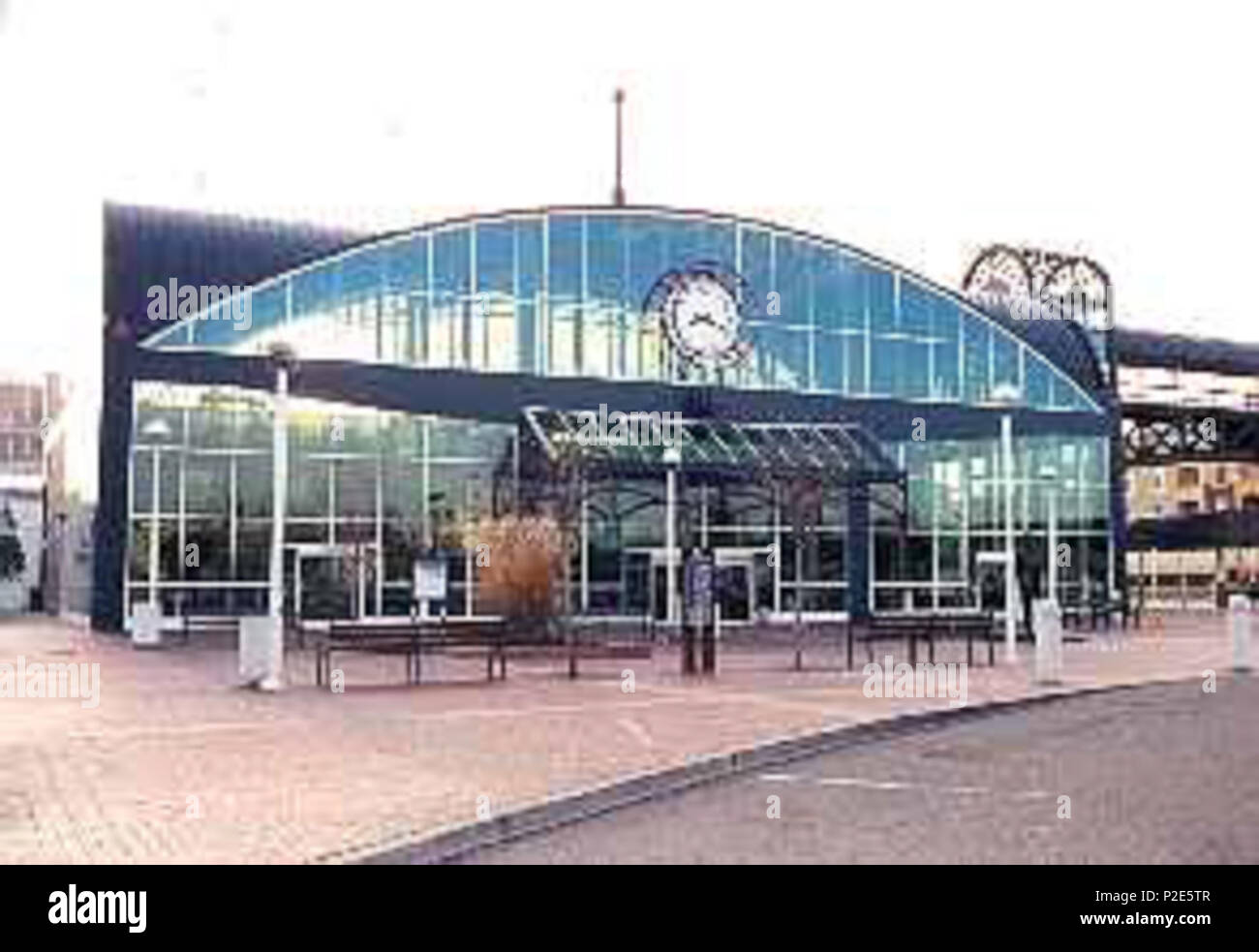 . English: The Oakland – Jack London Square building. 18 December 2001 ...
