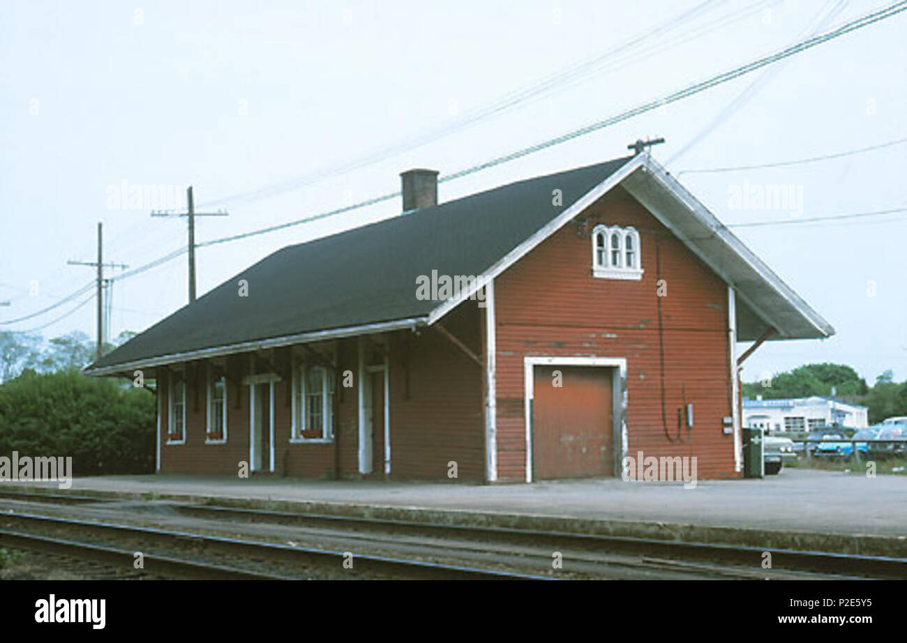 . English: Old Saybrook station in May 1975 . Taken on 26 May 1975 ...