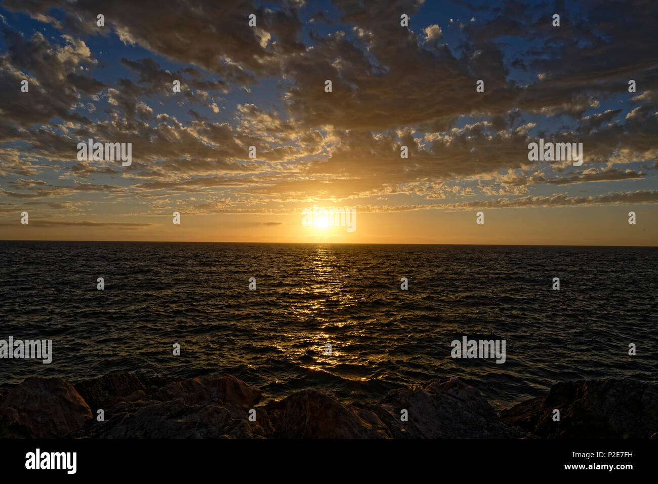 Indian Ocean Sunsets from Perth WA Stock Photo - Alamy