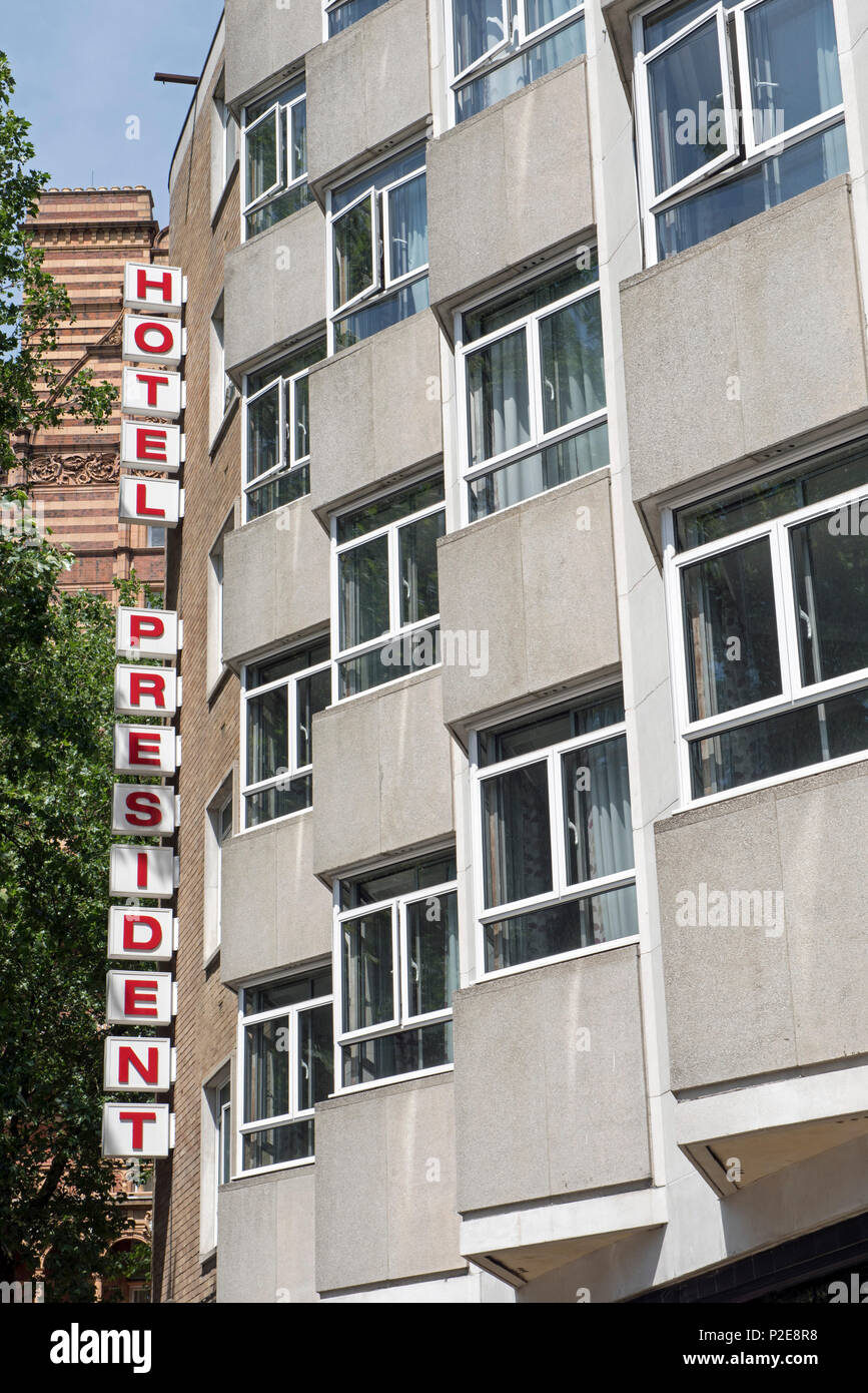 Russell hotel london hi-res stock photography and images - Alamy