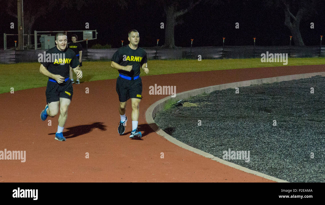 Soldiers attending Basic Combat Training conduct physical fitness ...