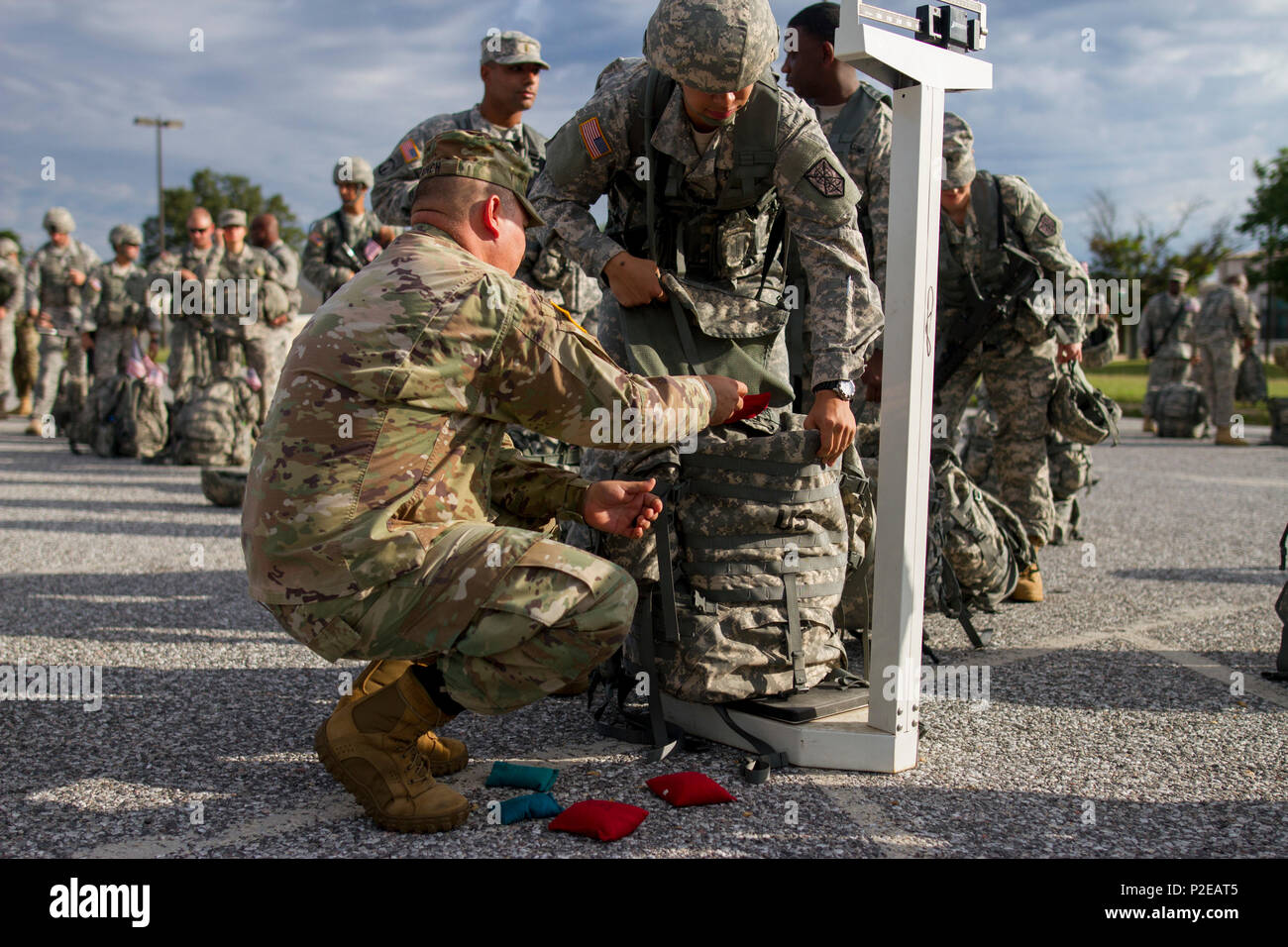 U.S. Army Reserve Soldiers assigned to the 200th Military Police ...