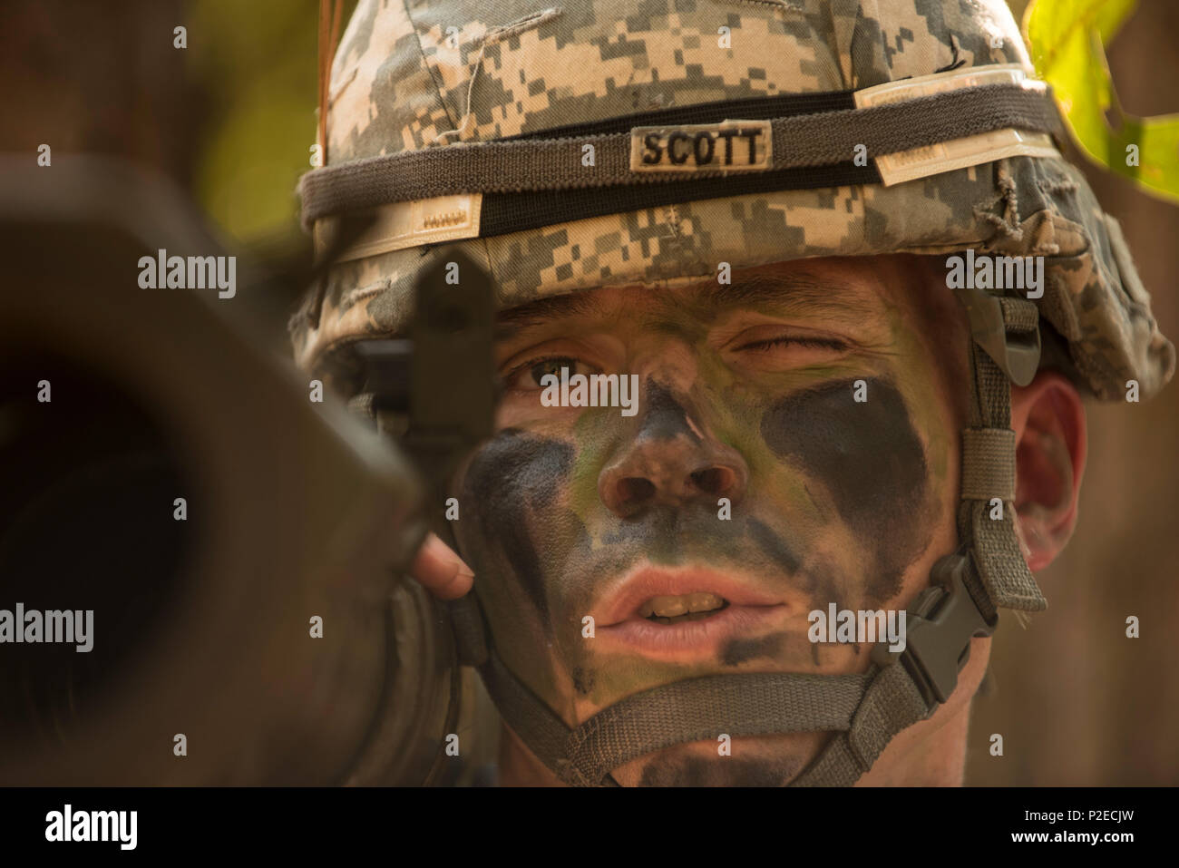Army Reserve Drill Sergeant of the Year competitor, Sgt. 1st Class ...