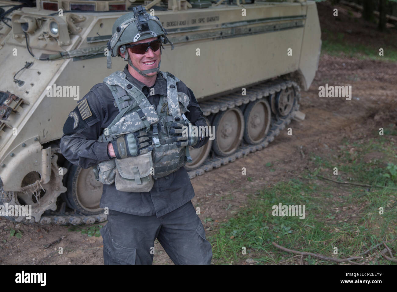 A U.S. Soldier of 1st Infantry Regiment, 4th Infantry Battalion, Joint ...