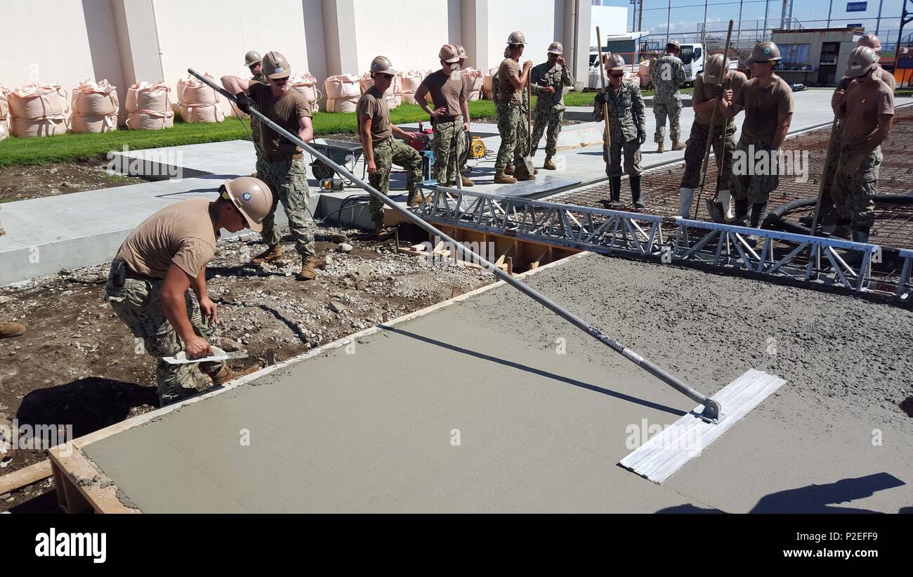 160909-N-HU290-117 YOKOSUKA, Japan (Sept. 9, 2016) - Builder 1st Class ...