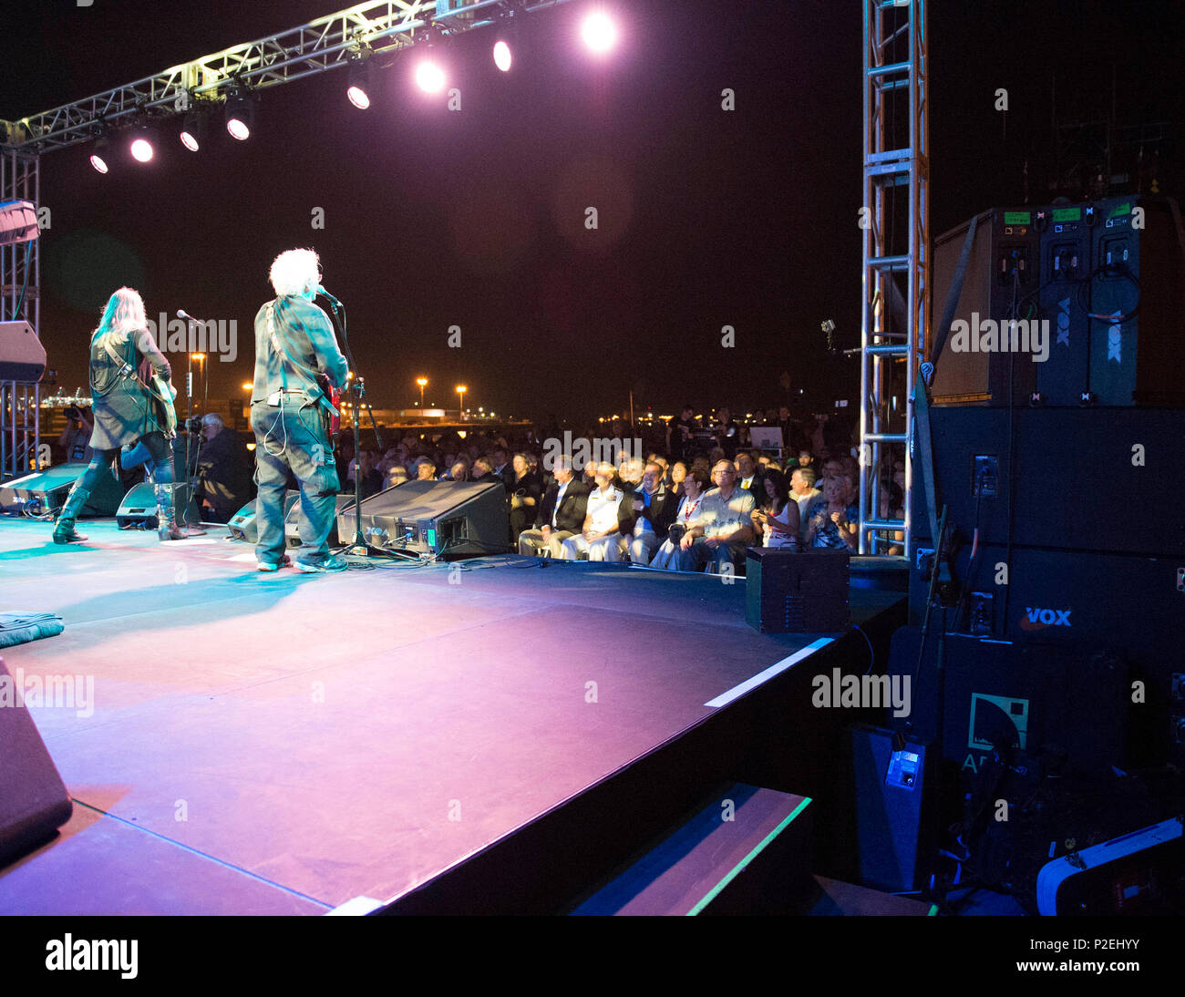 Starship band hi-res stock photography and images - Alamy