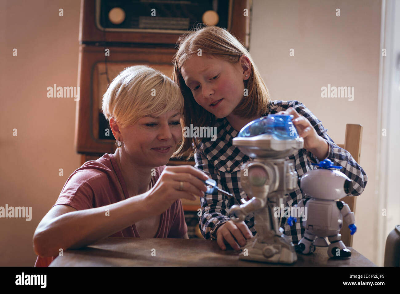 Robotic life hi-res stock photography and images - Alamy
