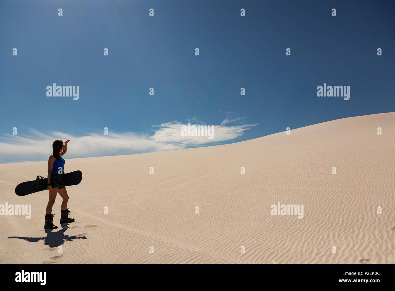 Pretty woman in desert hi-res stock photography and images - Alamy
