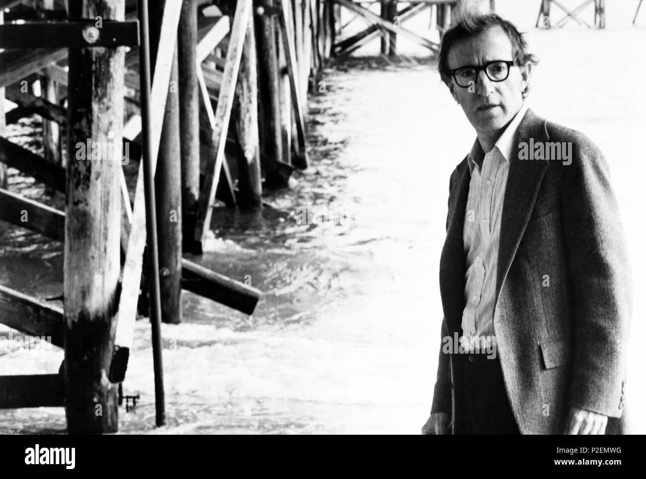 Original Film Title: RADIO DAYS. English Title: RADIO DAYS. Film ...