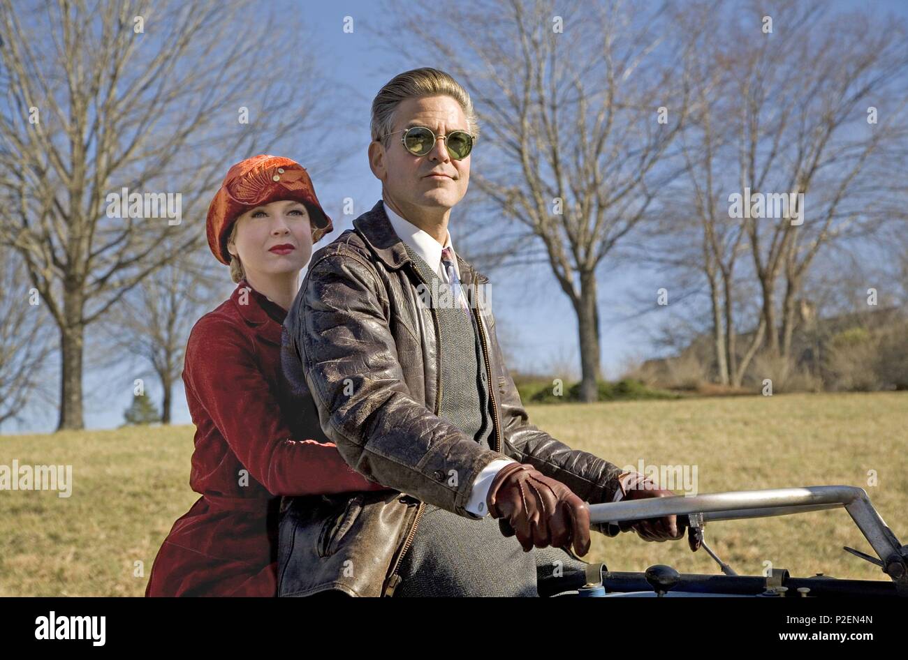 Original Film Title: LEATHERHEADS. English Title: LEATHERHEADS. Film ...