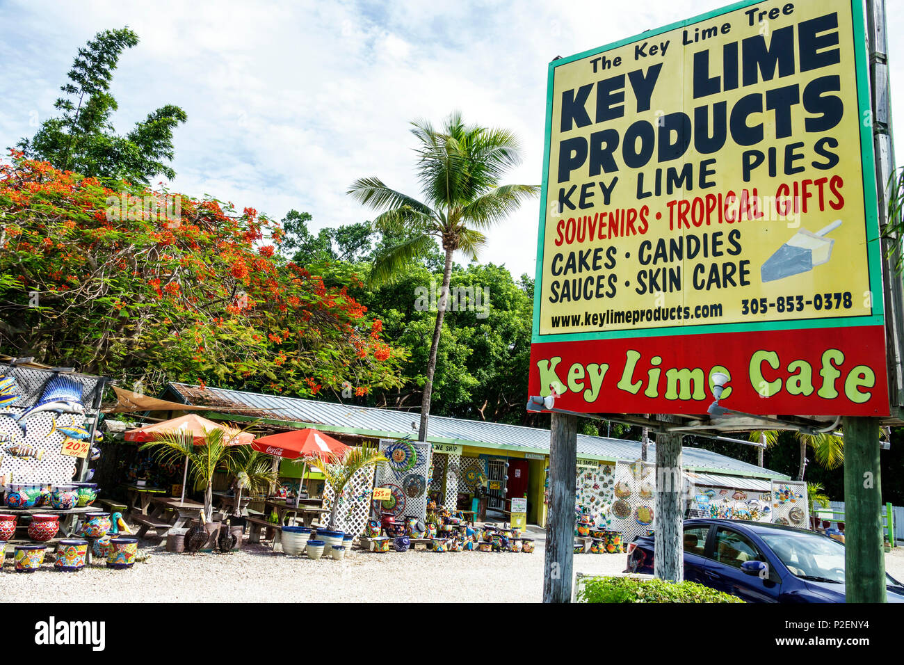 Cafe display sign hi-res stock photography and images - Alamy