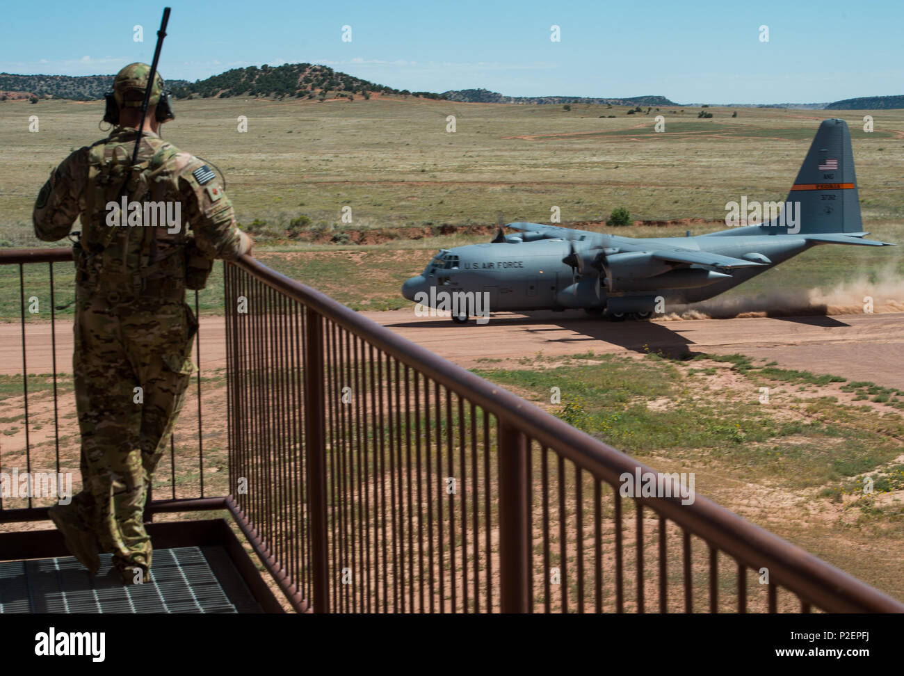 Infantry division liaison officer hi-res stock photography and images ...