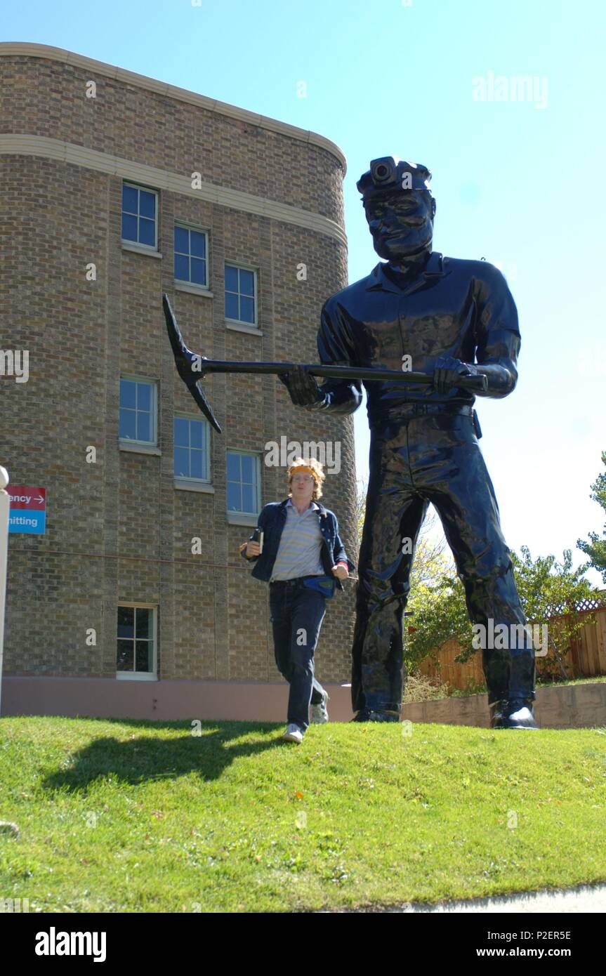 Ari gold hi-res stock photography and images - Alamy