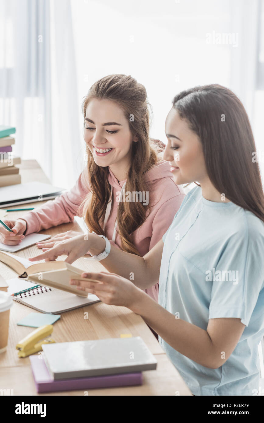 Girls studying together hi-res stock photography and images - Alamy