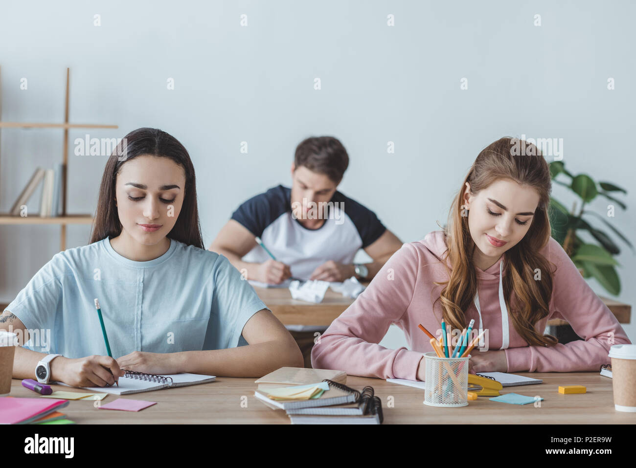 Examination tables hi-res stock photography and images - Alamy